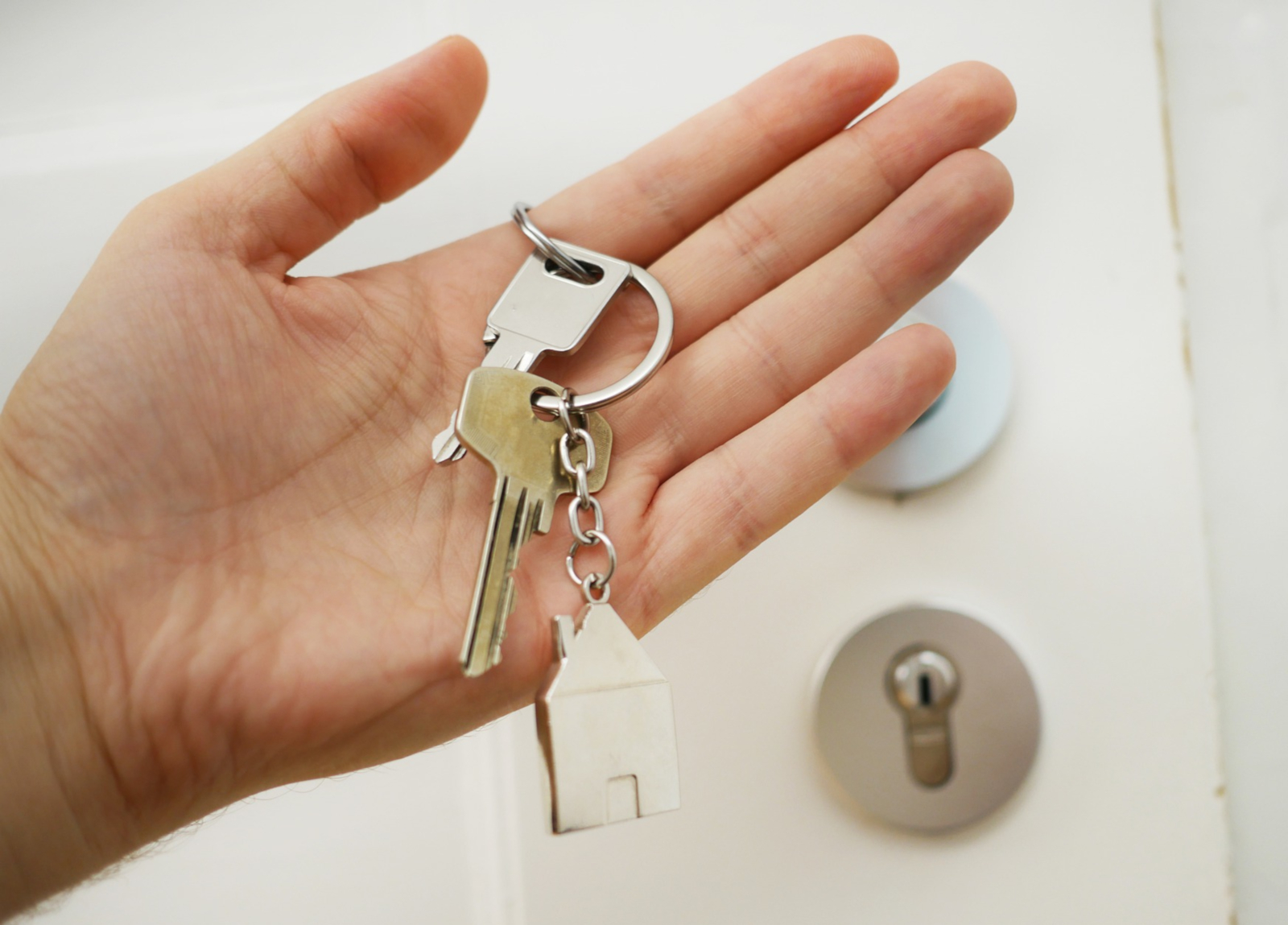 Zweitwohnsitz: Meldepflicht & Regeln | GünstigEinrichten